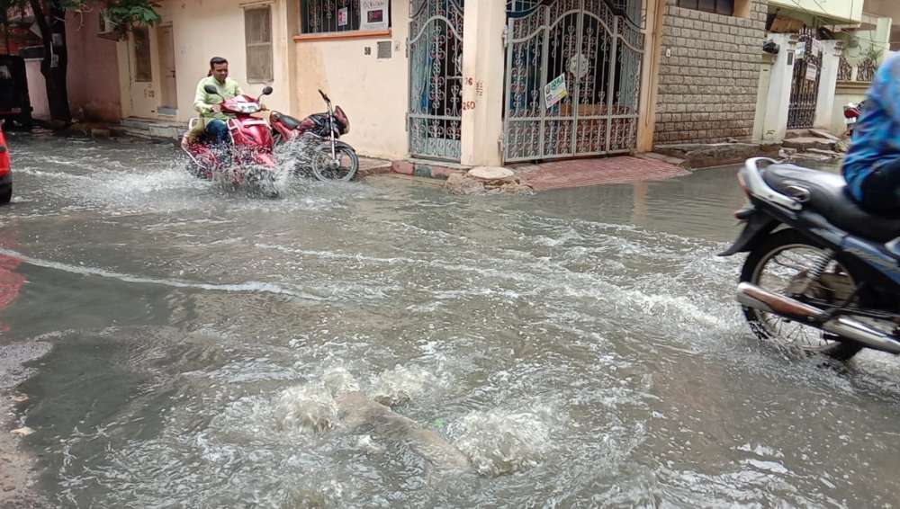 Army Rescues Pregnant Lady In Flood Affected Kolhapur