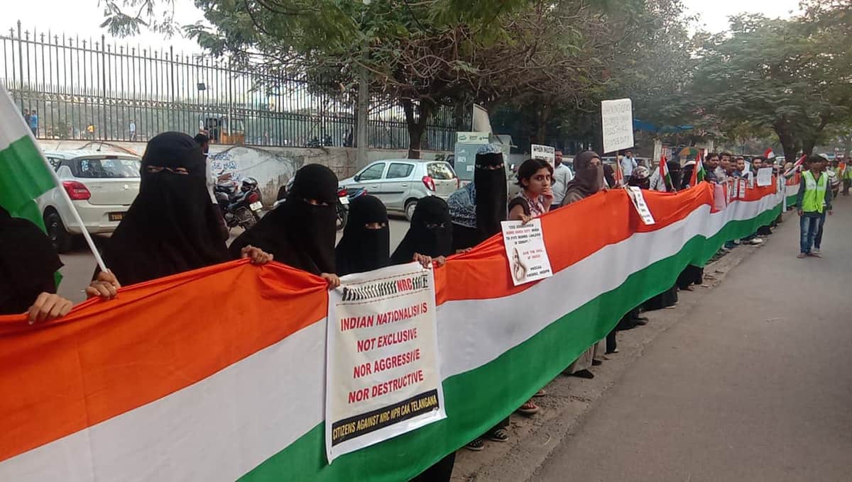 Mahatma Gandhi’s death anniversary, human chain formed - The Siasat ...