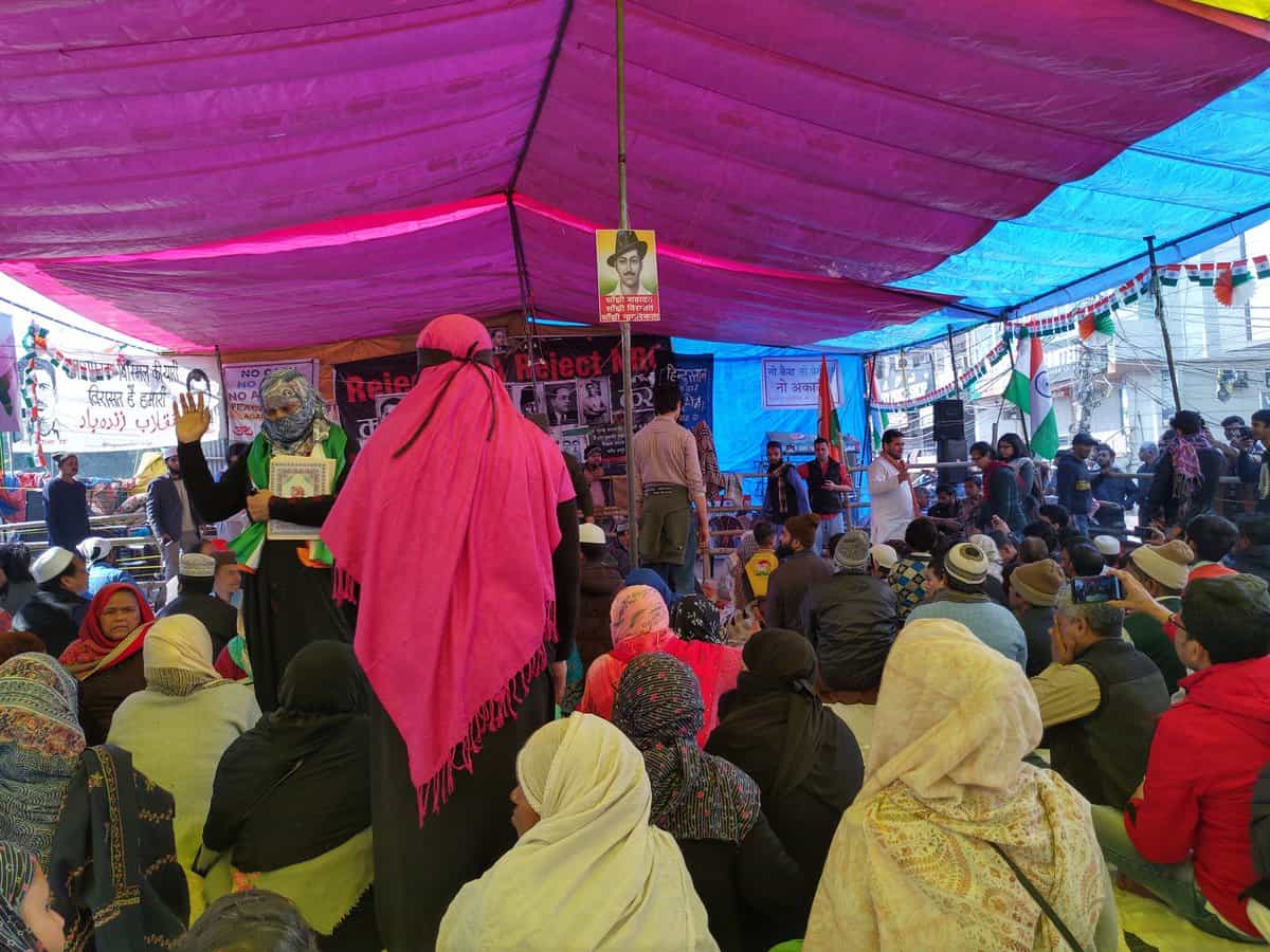 CAA-NRC: To highlight unity, scriptures recited at Shaheen Bagh - The ...
