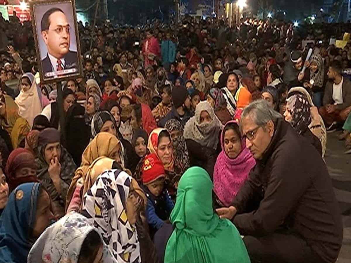 Central government ready to talk to Shaheen Bagh protesters - The ...