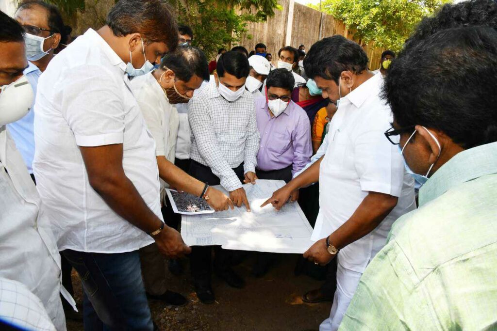 Minister, higher officials toured Sanathnagar constituency