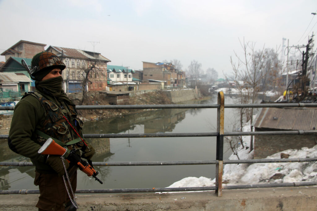 Srinagar shuts in remembrance of Gawkadal Massacre in which 52 ...