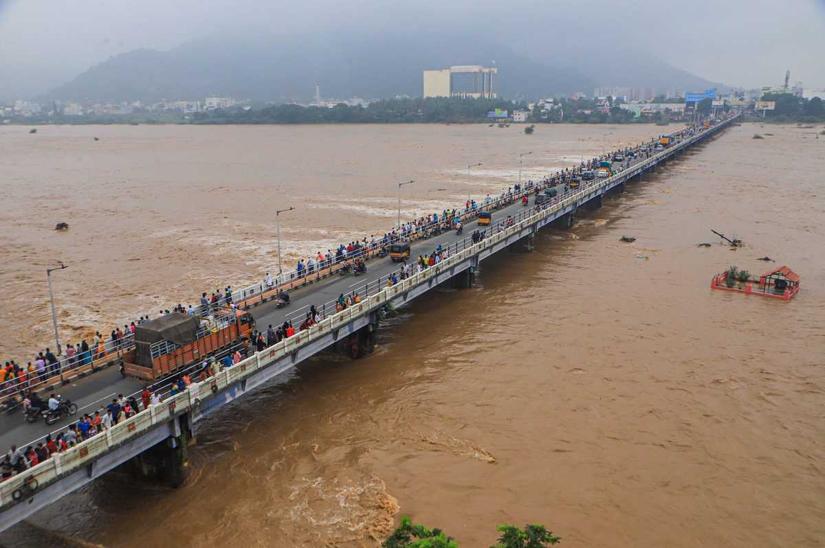 TN rains: Flood in Vellore - The Siasat Daily – Archive