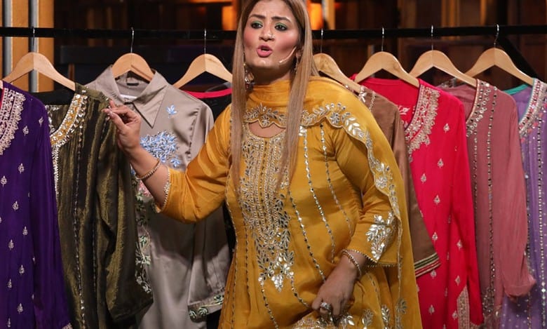 'Just looking like a wow' viral woman in Bigg Boss 17!