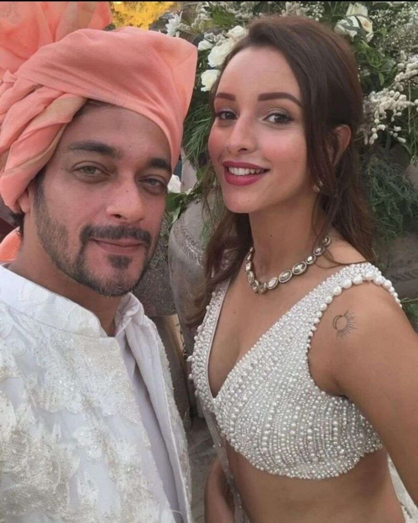 New photo of Triptii Dimri with her rumored boyfriend goes viral New photo of Triptii Dimri with her rumored boyfriend goes viral