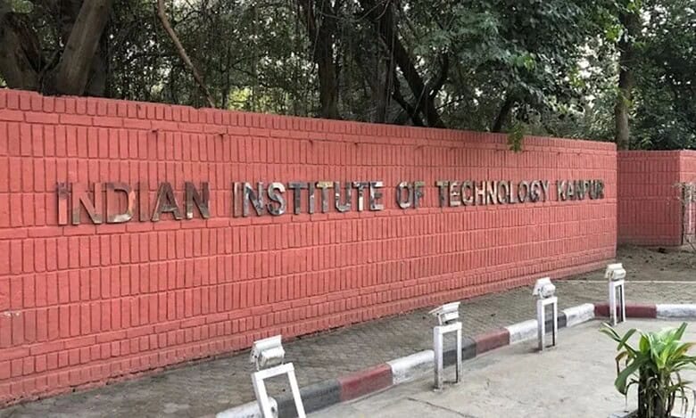 Teen who flagged CBSE portal flaws lands job at IIT Kanpur