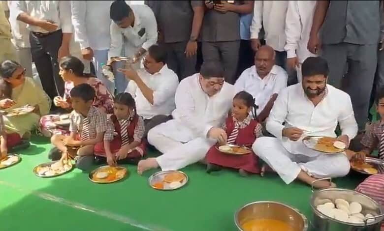 Breakfast scheme launched in Telangana government schools