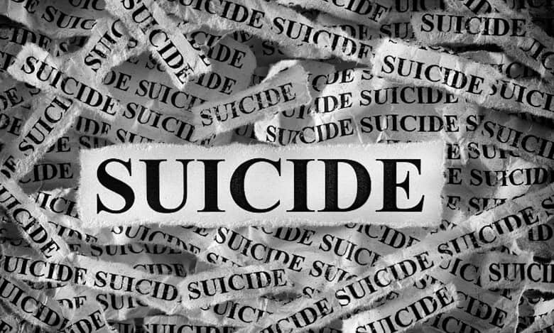 Upset after quarrel with parents, youngster jumps into Godavari